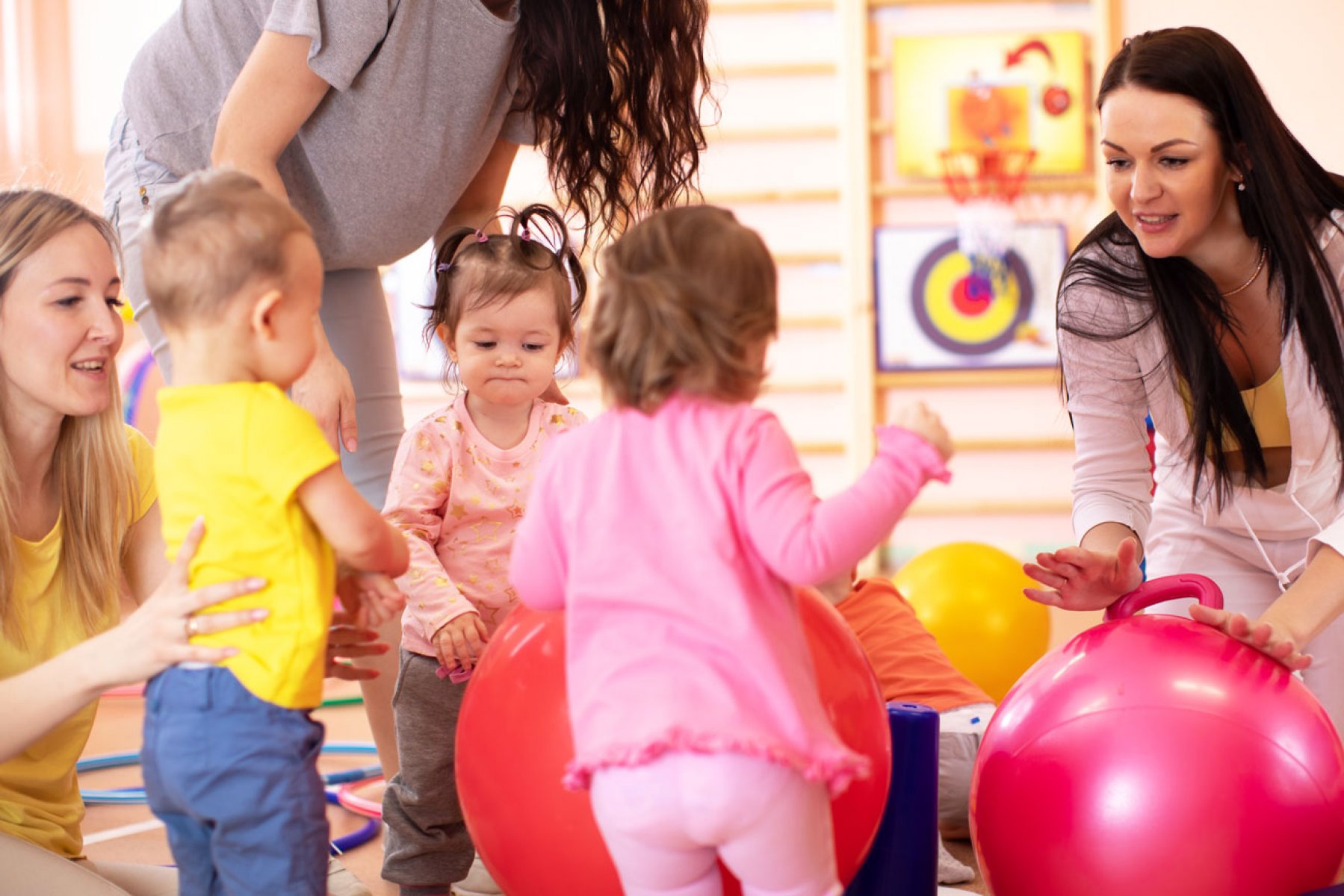Eltern-Kind-Turnen | Eltern mit Kind | Köln | Kursfreunde